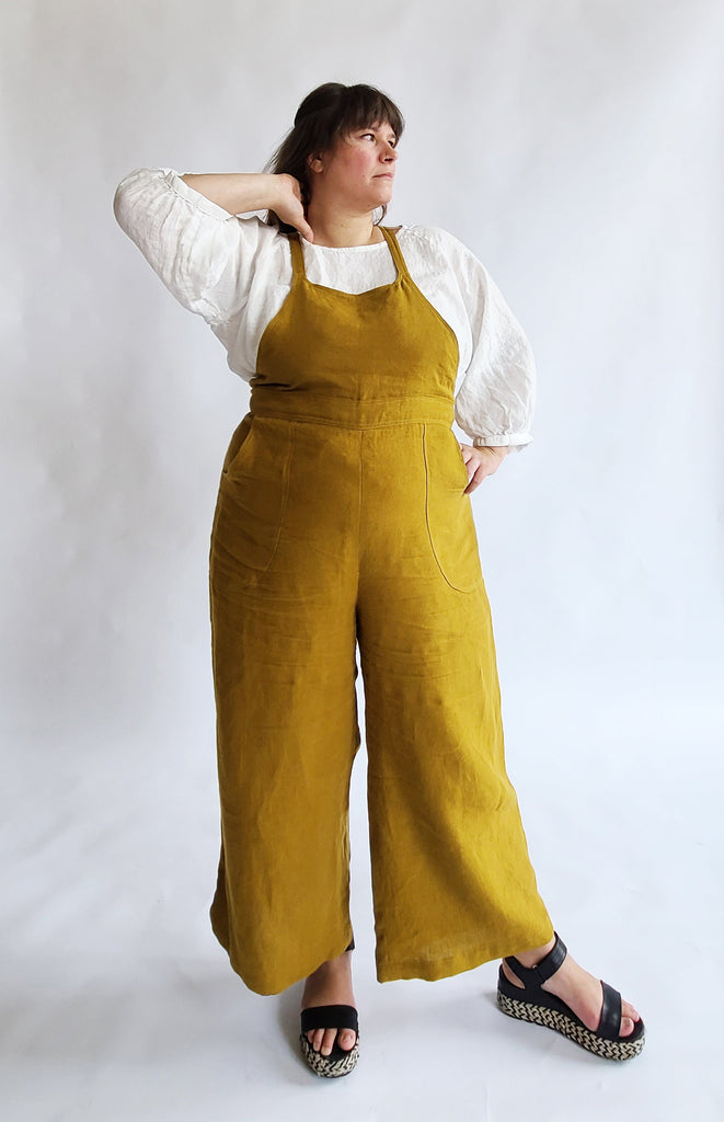 Burnside Bibs Curvy Fit Sewing Pattern (Printed) – Sew House Seven